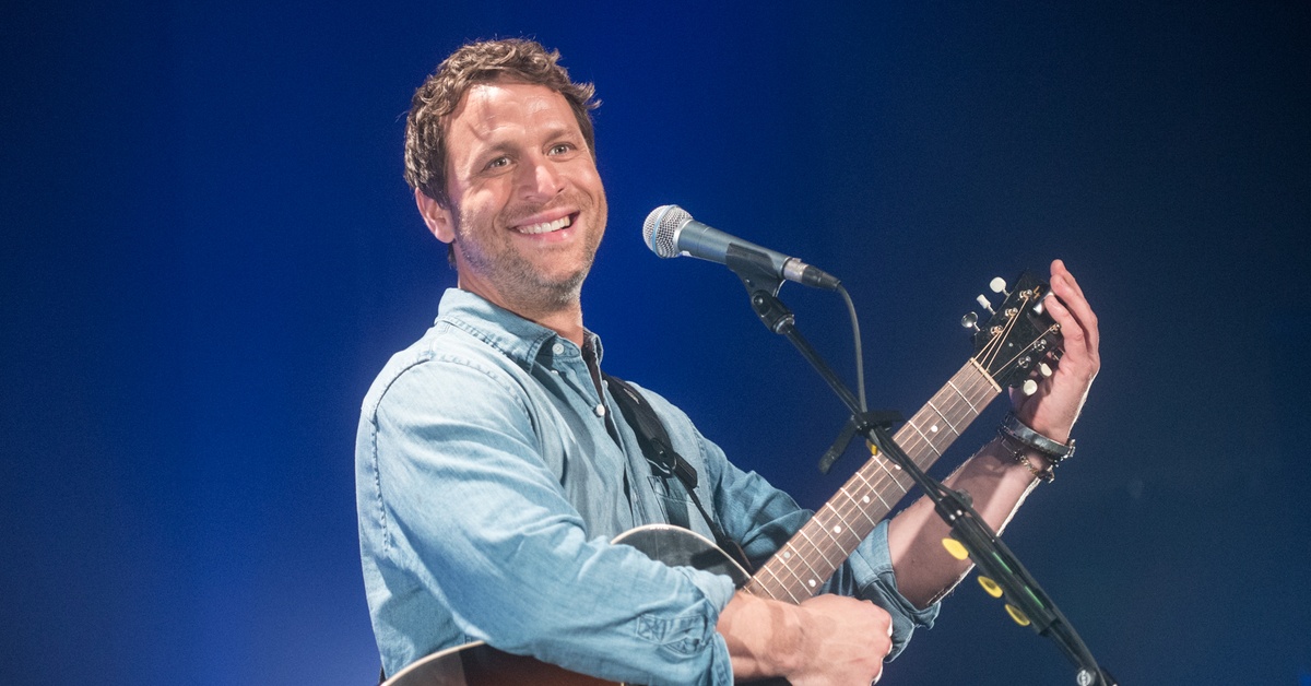 Kevin Parent dévoile une nouvelle chanson écrite pour son père décédé ...