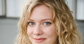 Isabeau Blanche - Comédienne - Showbizz.net