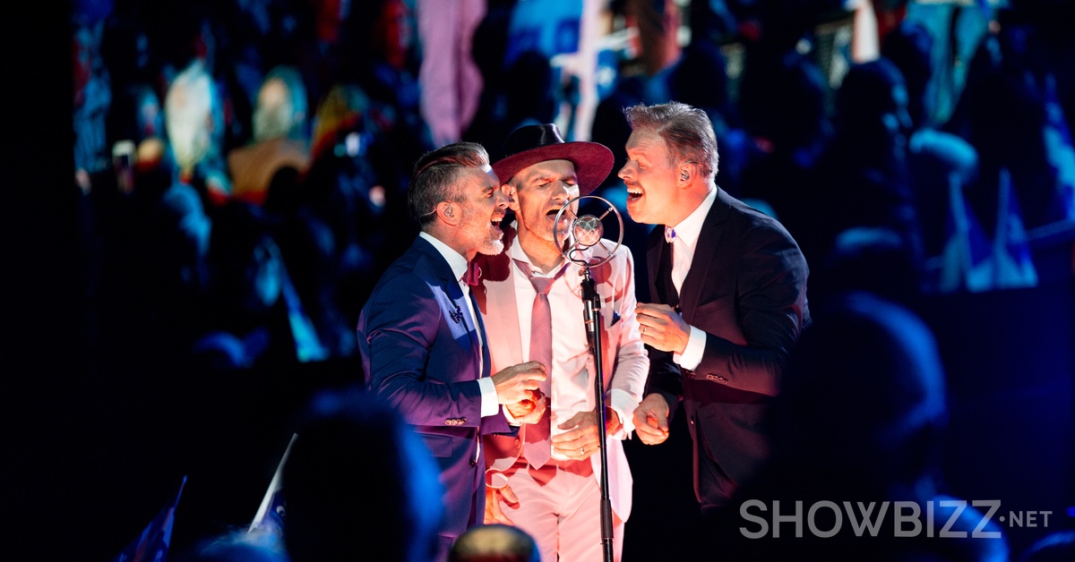 Un spectacle de la St-Jean très festif avec Salebarbes sur les Plaines ...