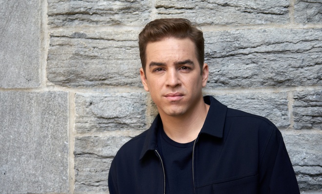 Antoine Pilon - Comédien - Showbizz.net