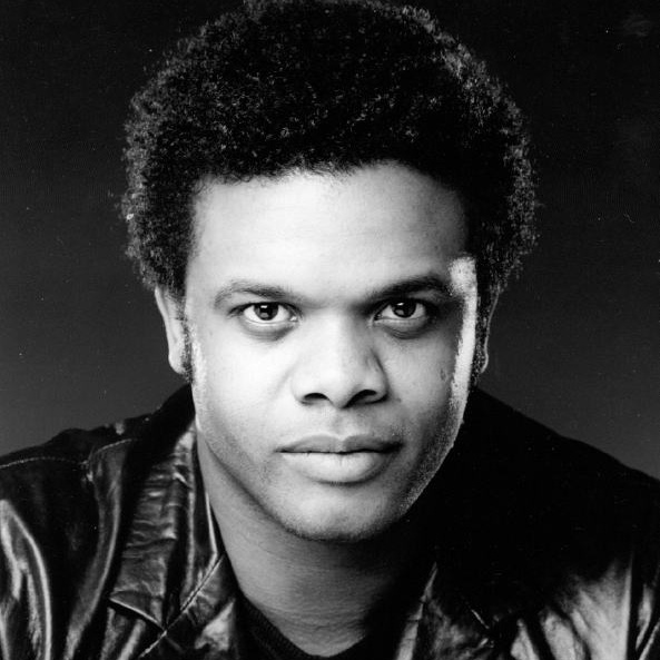 Luck Mervil - Personnages - Showbizz.net