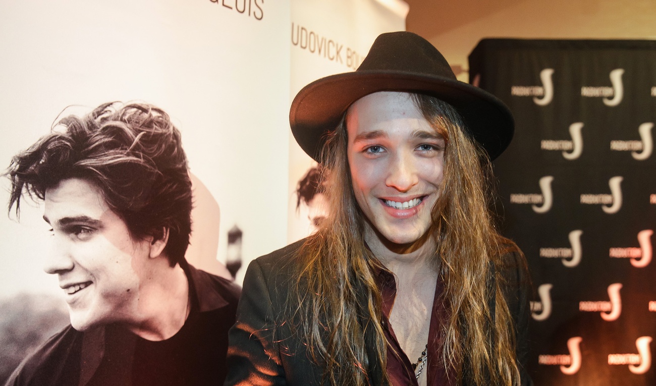 Enfin un premier single de Travis Cormier