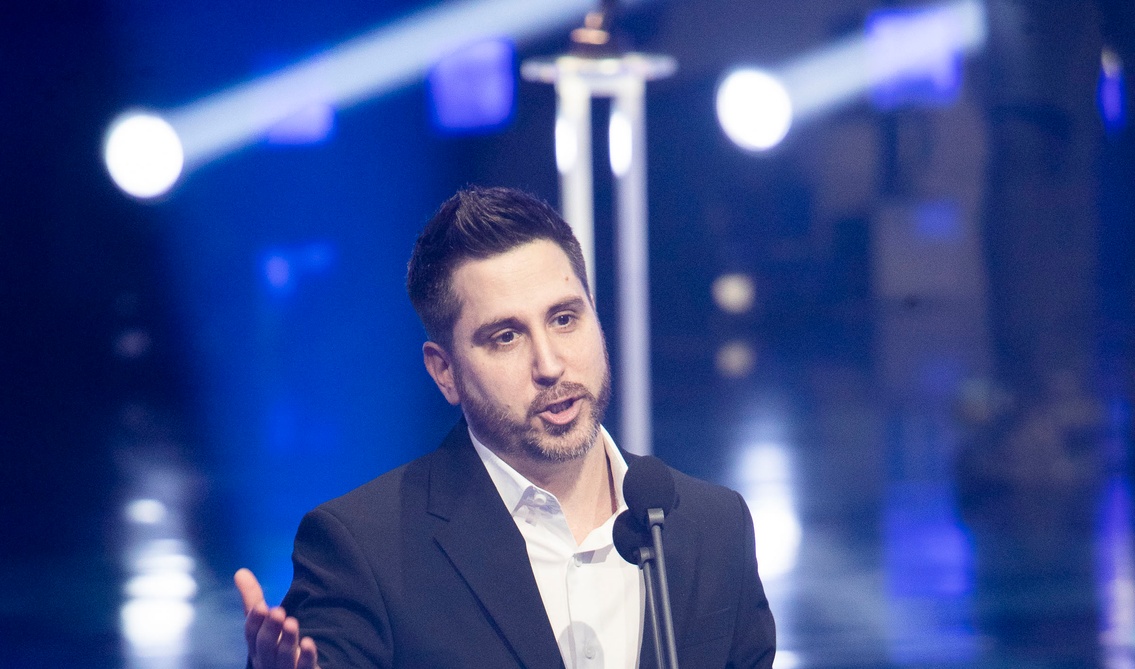 Billy Tellier annonce avec émotion quitter ce projet - Showbizz.net