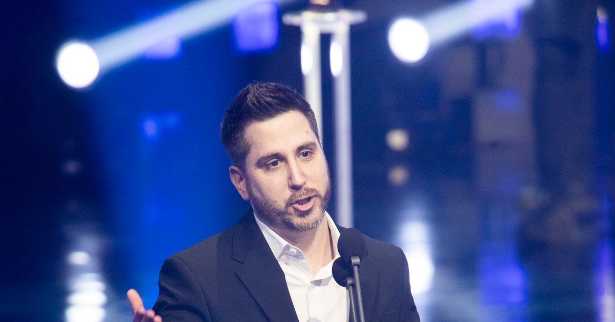 Billy Tellier annonce avec émotion quitter ce projet - Showbizz.net