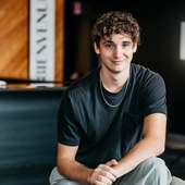 Alex Godbout - Comédien - Showbizz.net